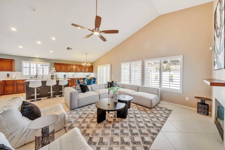 Golden Sun Hideaway On Minaret St M#42585 - Corona, CA