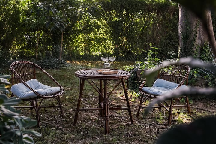 Secluded Rural Stonehouse Close To The Seaside - Navata