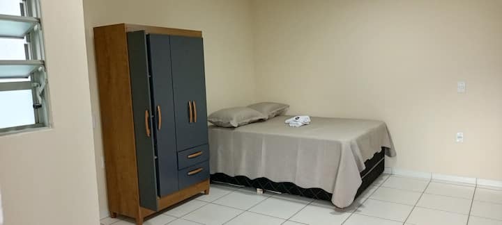Kitinete Agradável E Acessível Perto Da Esplanada. - Brazil