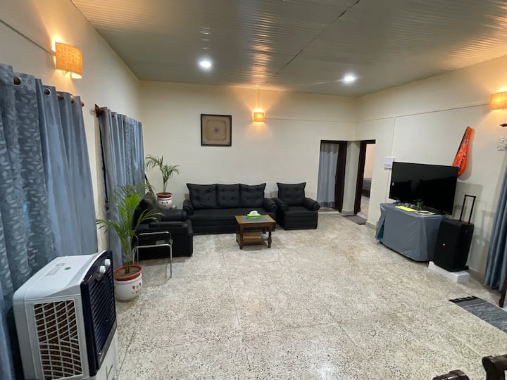 2 Bhk Indipendent Farmhouse With Front Tea Garden - Bir
