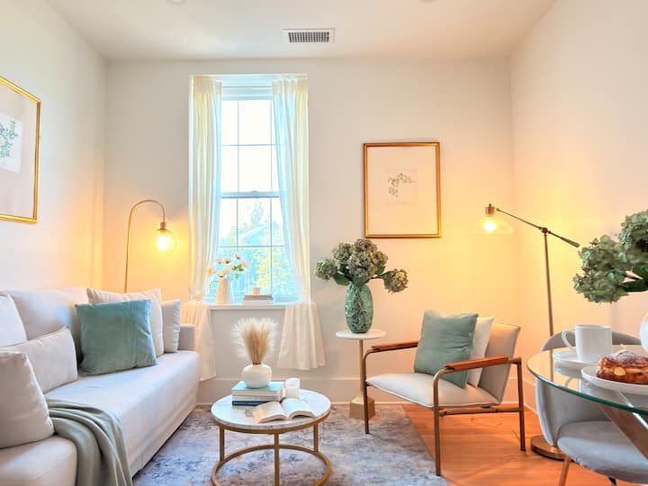 Waterfront 1br • Brown/risd Summer • Free Parking - Providence, RI