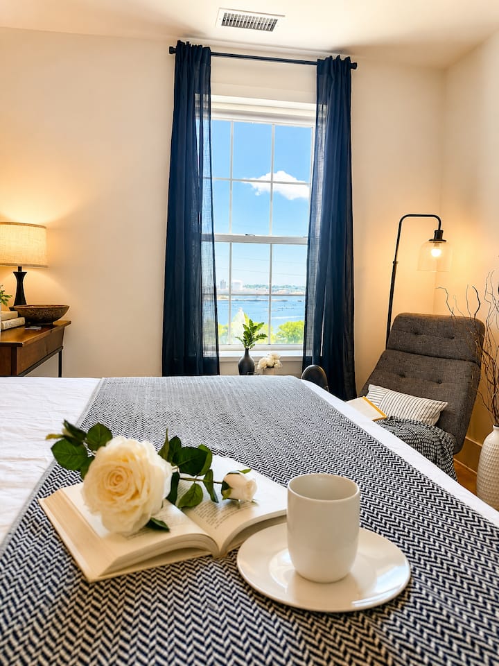 Water View 1br • Parking • Brown & Risd Graduation - Providence, RI