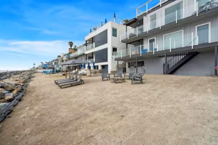 Oceanfront Duplex With Private Beach - Oceanside, Californie