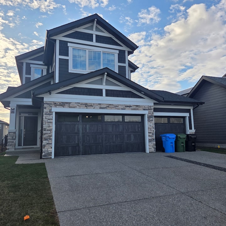 Luxury Estate Home - Calgary