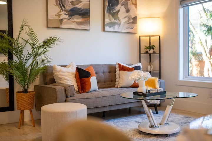 Luxury 2br Suite Minutes To The Beach & Us Border - White Rock