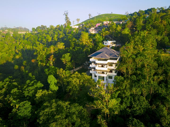 Luxury Plantation Stay With Panoramic Views - Kuttikkanam