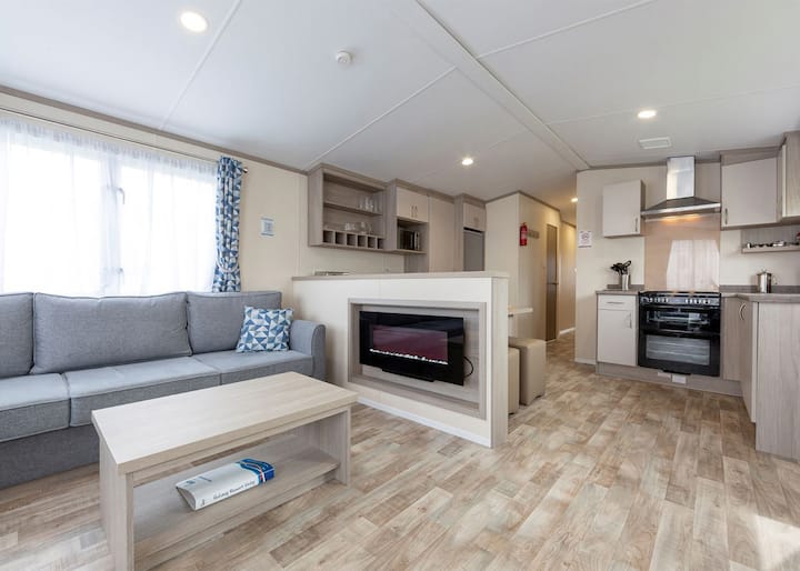 Platinum 3 Bedroom Holiday Home - Brean