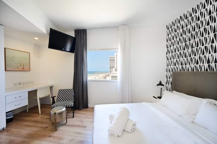 (Building Shelter) Luxury Studio Inside Hotel - Tel-Aviv