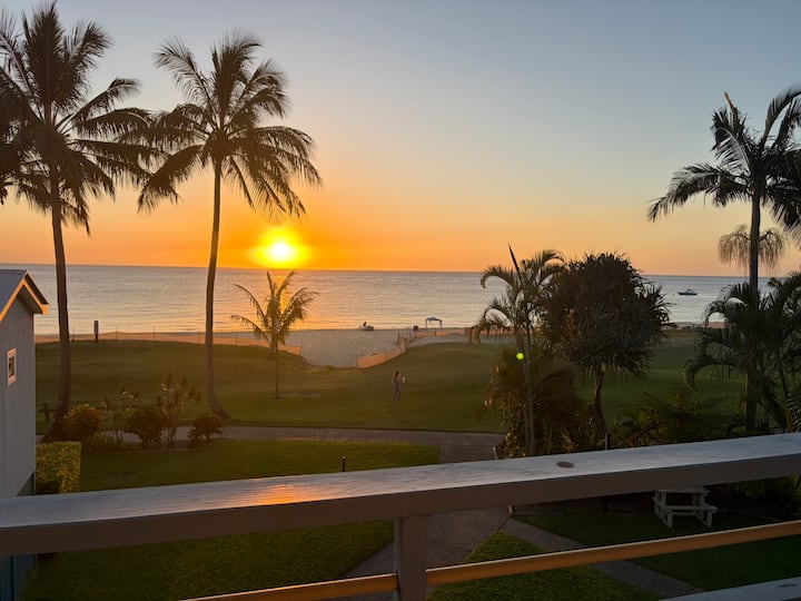 Waterfront Villa At Tangalooma Resort - Tangalooma