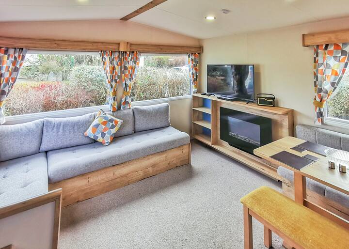 Gold Plus 3 Bed Pets Allowed Sleeps 5 - Narberth