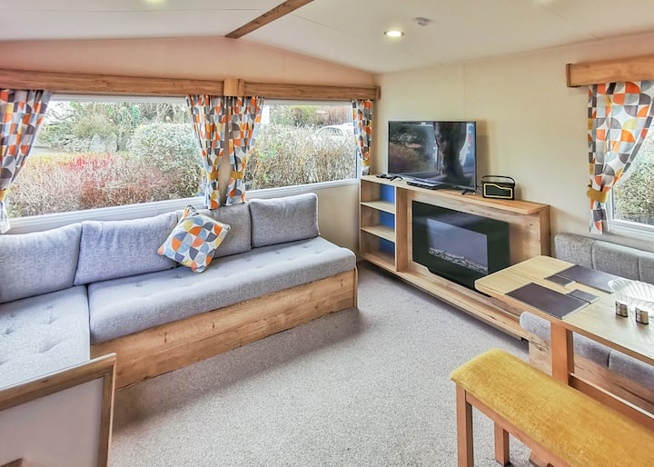 Gold Plus 3 Bed Pets Allowed Sleeps 5 - Narberth