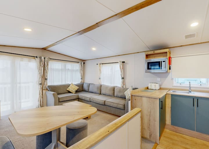 Silver 3 Bedroom Pet - Yorkshire