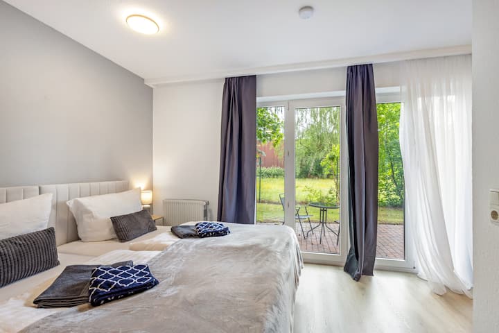 1-7 Terrasse Double Studio Apartmen - Lübeck