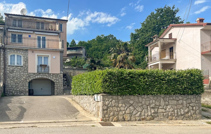 2 Bedroom Awesome Apartment In Kastav - Rijeka