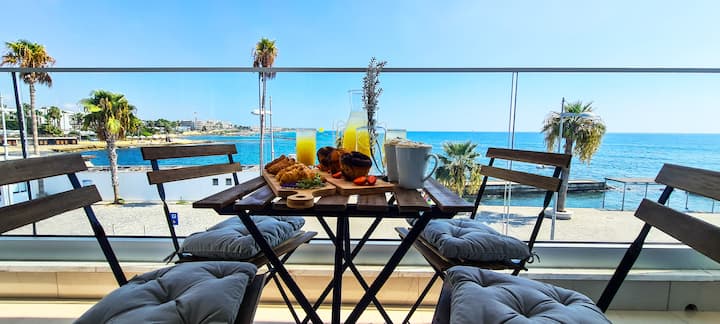 Phaedrus Living: Seaview Flat Lighthouse 49 - Paphos