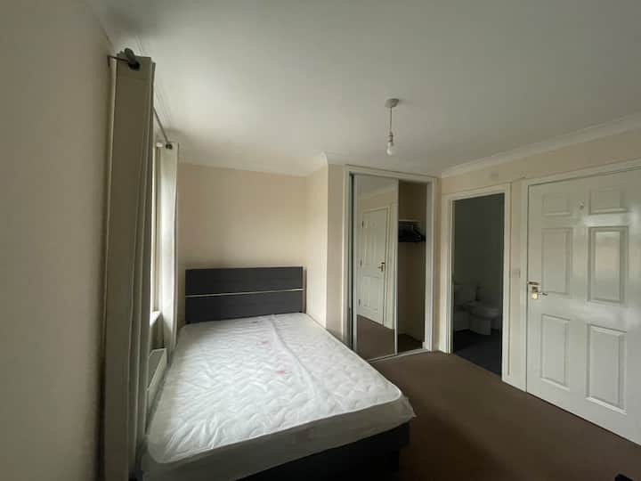 House With Ensuite Near City Center Canterbury - Canterbury