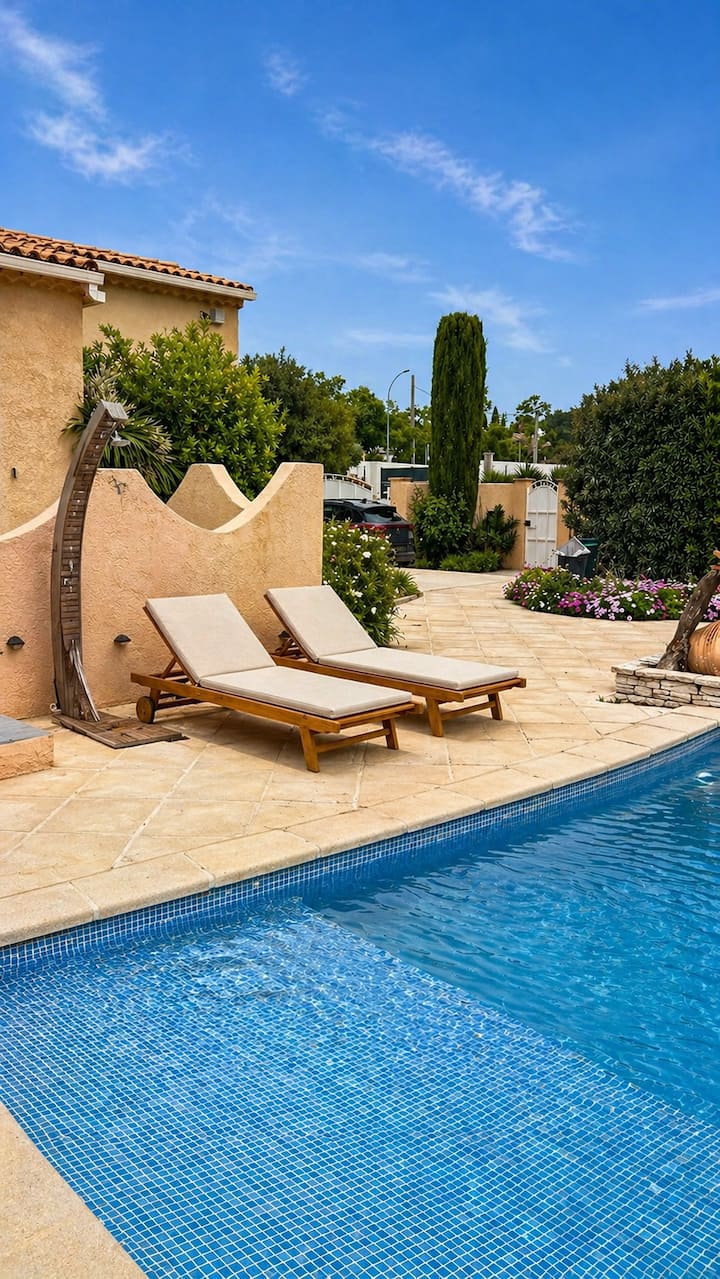 Villa & Piscine à St Julien à 10min De Sausset - Martigues