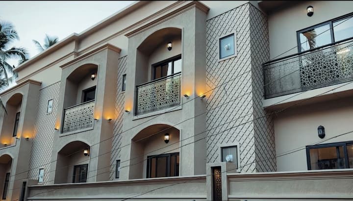 Fully Furnished Arab- French Design Luxury Apmnt - Thalassery
