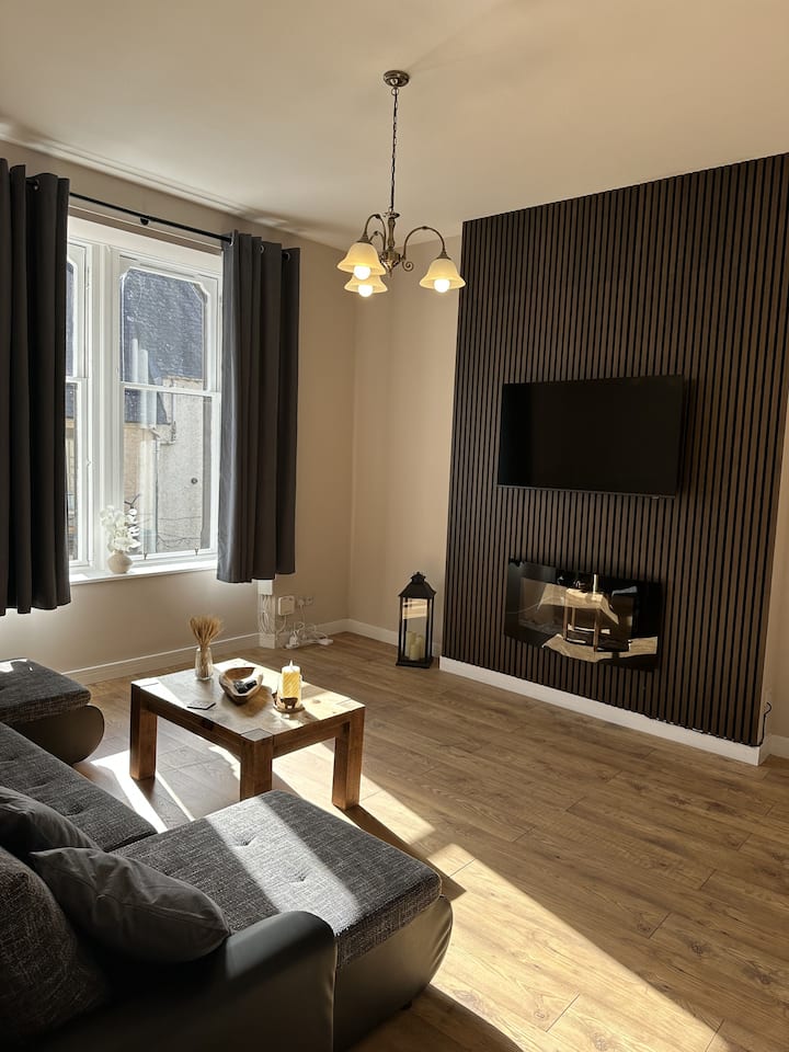 3-bed Apartment. Great For Families & Contractors - Hawick