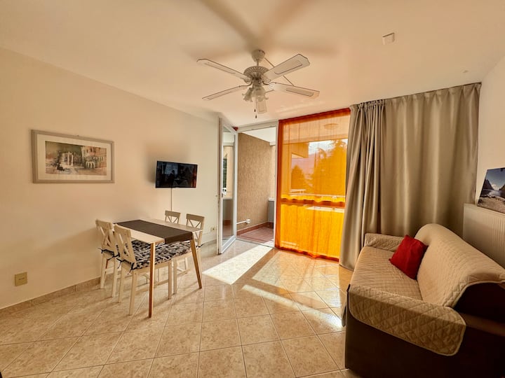 Waterfall & Pool With Balcony - One Bedroom Apt - Riva del Garda