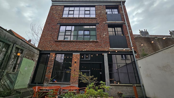 Triplex House In Former Atelier - Brussels