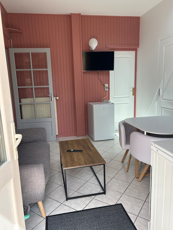 Petite Maison à 5 Min Du Circuit Bugatti. - Arnage