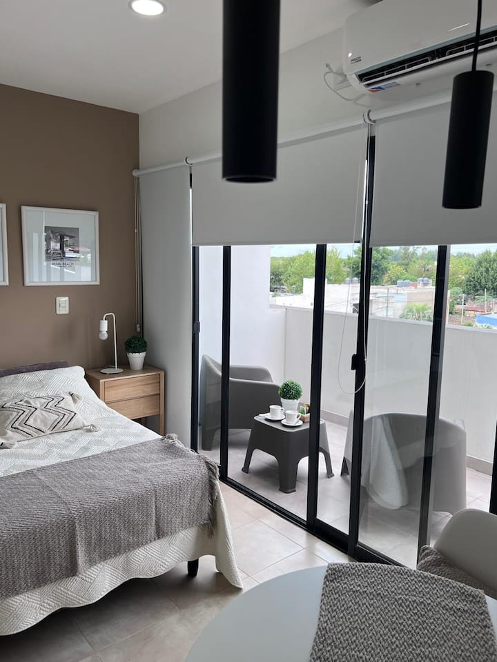 Monoambiente Moderno C/balcón| Excelente Ubicación - Concepción del Uruguay