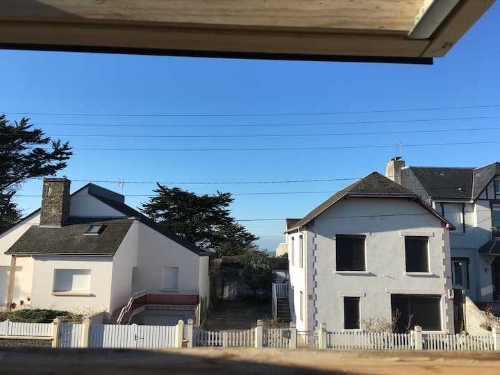 Vu Sur Mer à 150m De La Plage Et Des Commerces - Jullouville