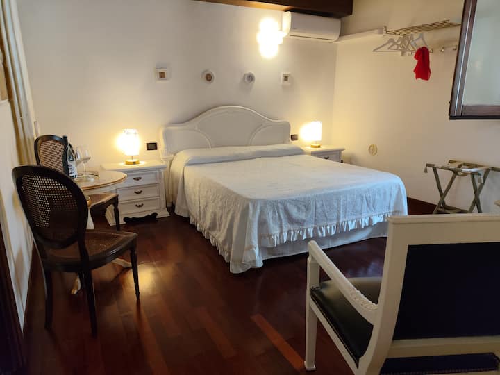 Almare' Confort Rooms - Terrasini