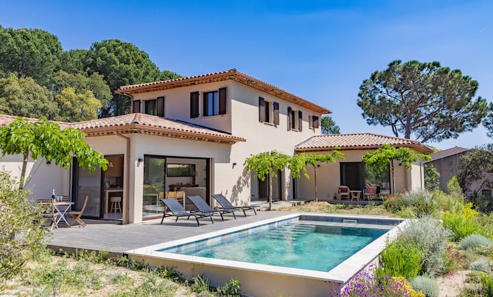 Elégante Villa Au Calme, Neuve, Piscine, Parking - Le Plan-de-la-Tour