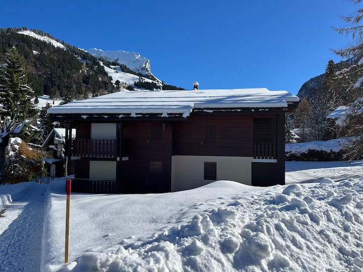Sur Les Pistes, La Clusaz. Les Converses - La Clusaz
