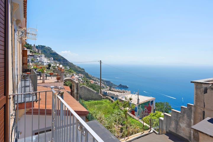 La Casa Di Annarella - Furore