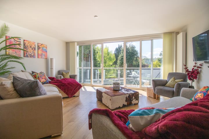Nearmere, Slps 8, Central, Parking, Balcony, Views - Windermere