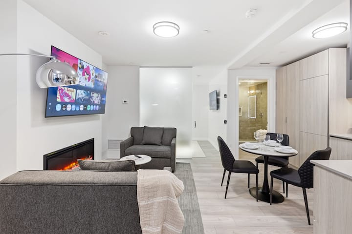 Stylish 1br Lower-level Suite • Free Parking - Toronto
