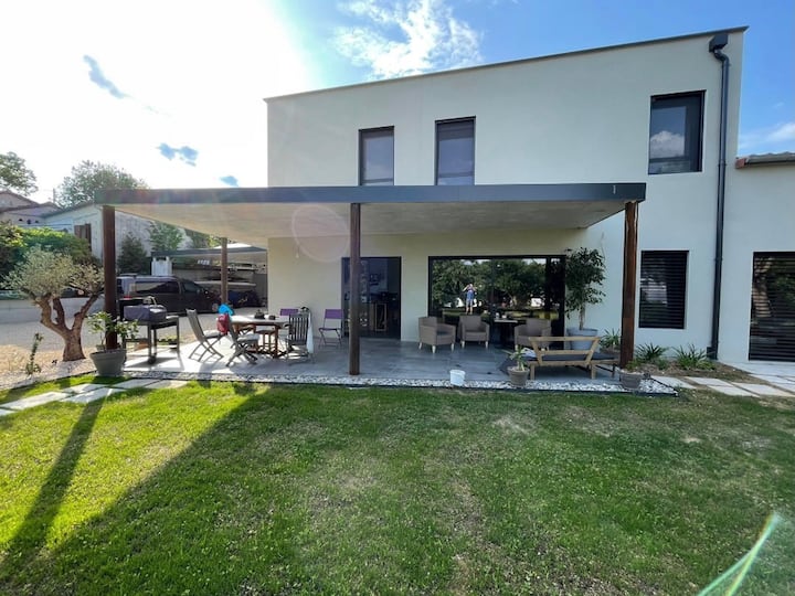 Villa Avec Climatisation - 8 Pers. Proche Rivière - Vallon-Pont-d'Arc