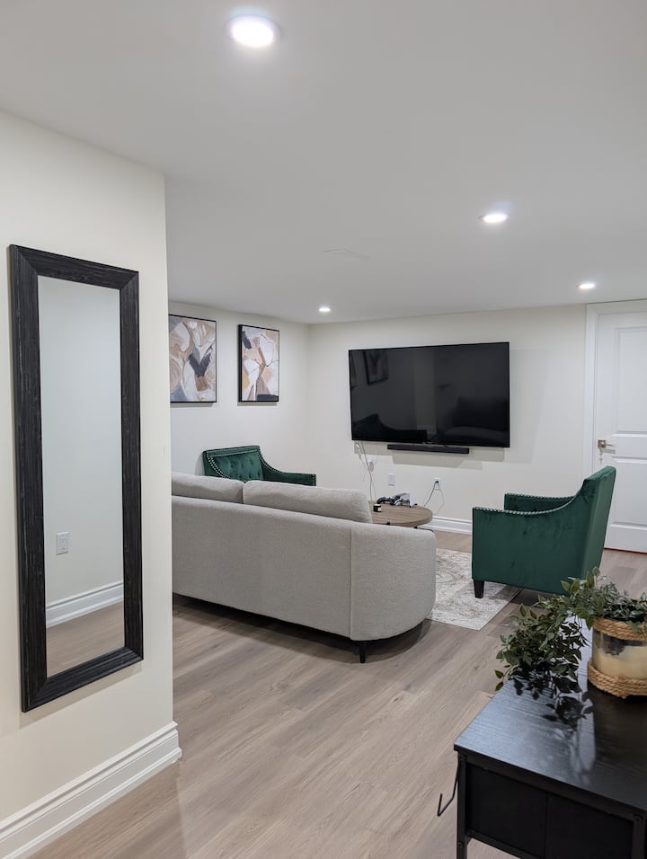 Cozy Escape By The Falls - Relax And Unwind - Niagara Falls