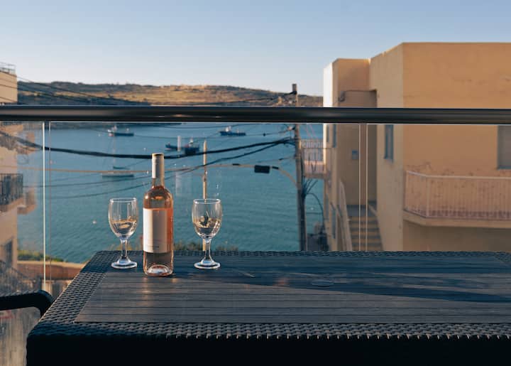 Vistamare Suites | St Paul’s Bay Seafront Views - Malta