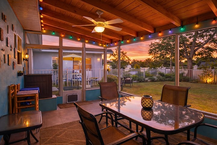 Family Friendly Beach House W/ Patio & Bbq Grill! - Cape Canaveral, FL