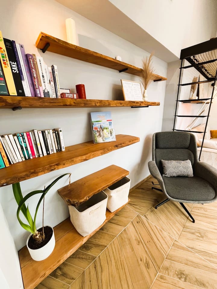 De Fer Et De Velours_ Loft Atypique Avec Terrasse - Ain