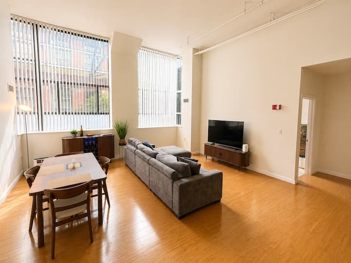 Spacious 2 Bed 2 Bath In Cambridge, Prime Location - Cambridge, MA
