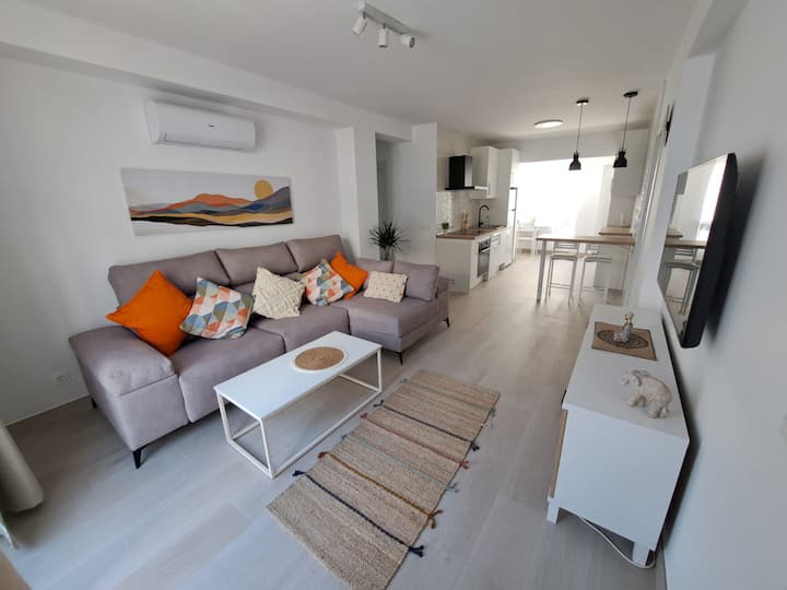 Nerja Centro Apartamento Nuevo
2min Balcón Europa - 夫里希利亞納
