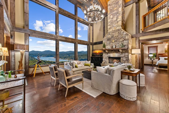 Villa Serena -Private Pickleball, Hot Tub, Luxury - Blue Ridge, GA