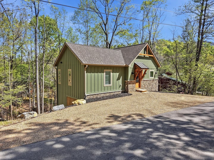 Basecamp - Townsend, TN