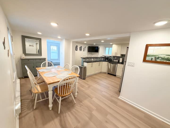 3br/2 Bath Bungalow On Bay Ave. Newly Renovated! - Ocean City, NJ