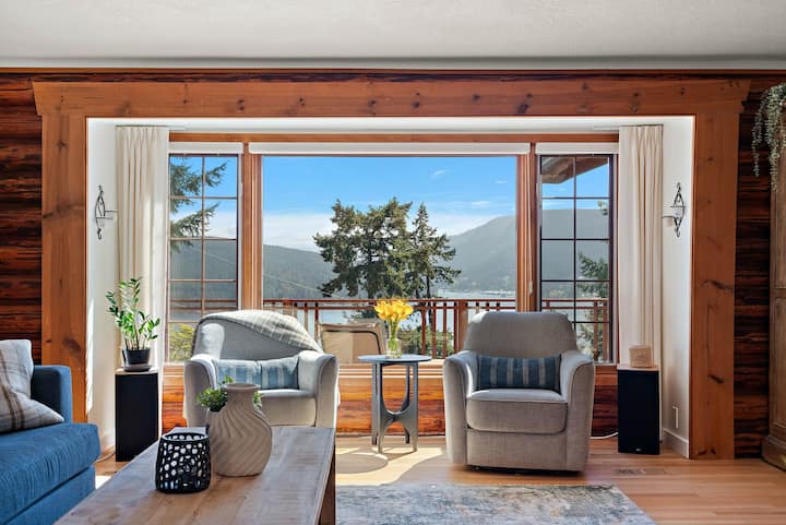 Bayview Place | Ocean View Log Retreat - Salt Spring Island