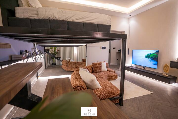Diablo Loft Suite 211| Designer Stay • Cozy Lounge - Yidda