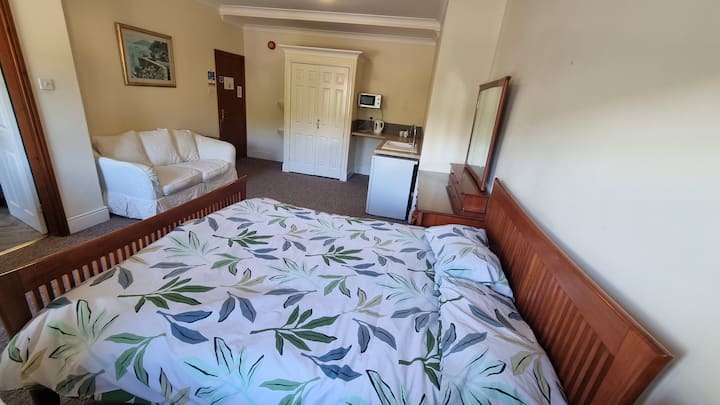Marina View Studio Apartment 12 - Bangor, UK
