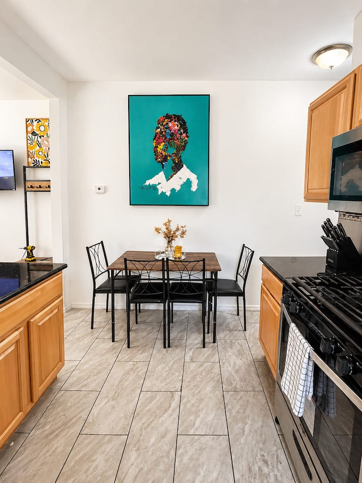 World Cup Elite Suite Near Nyc | Stylish & Modern - West New York, NJ