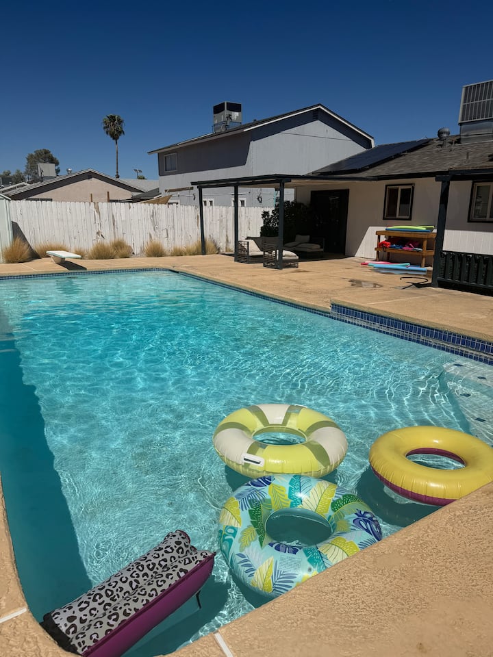Event Friendly-with Pool And 5 Beds - Las Vegas, NV