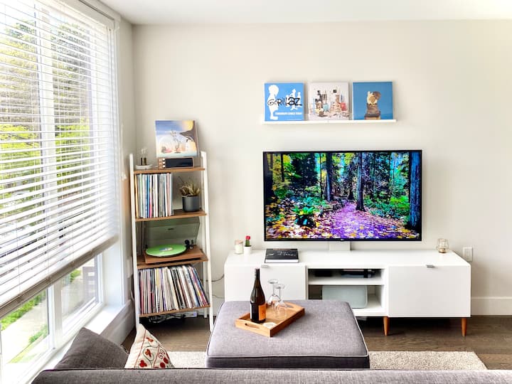 Stylish Townhome W/ Rooftop Patio + Fire Pit - Vancouver